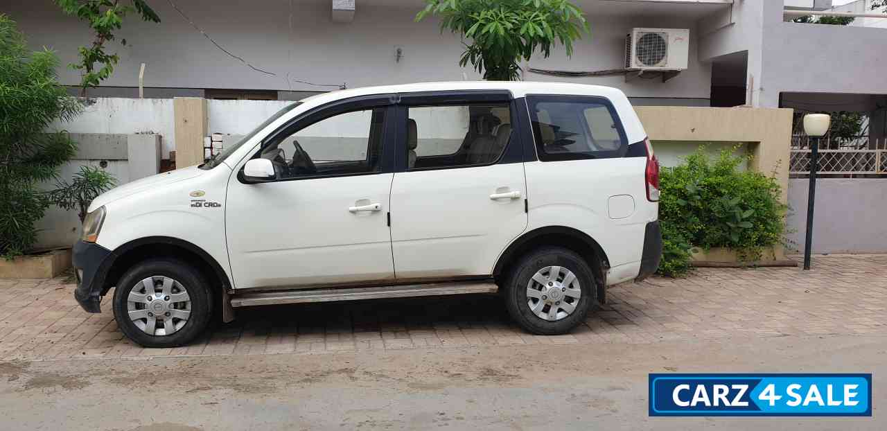 Xylo D2 Car Price