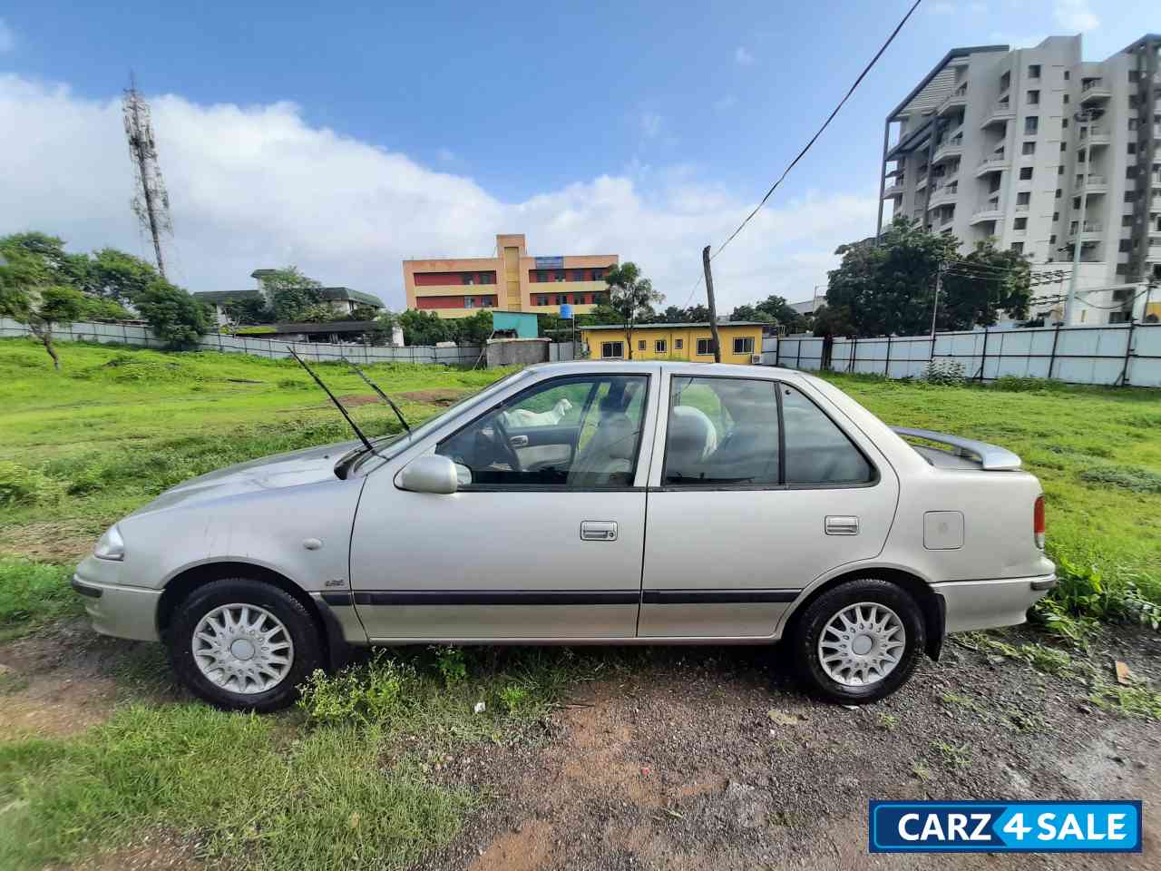 Maruti Esteem Interior