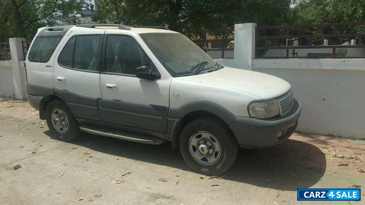 Tata Safari Dicor White Wallpapers