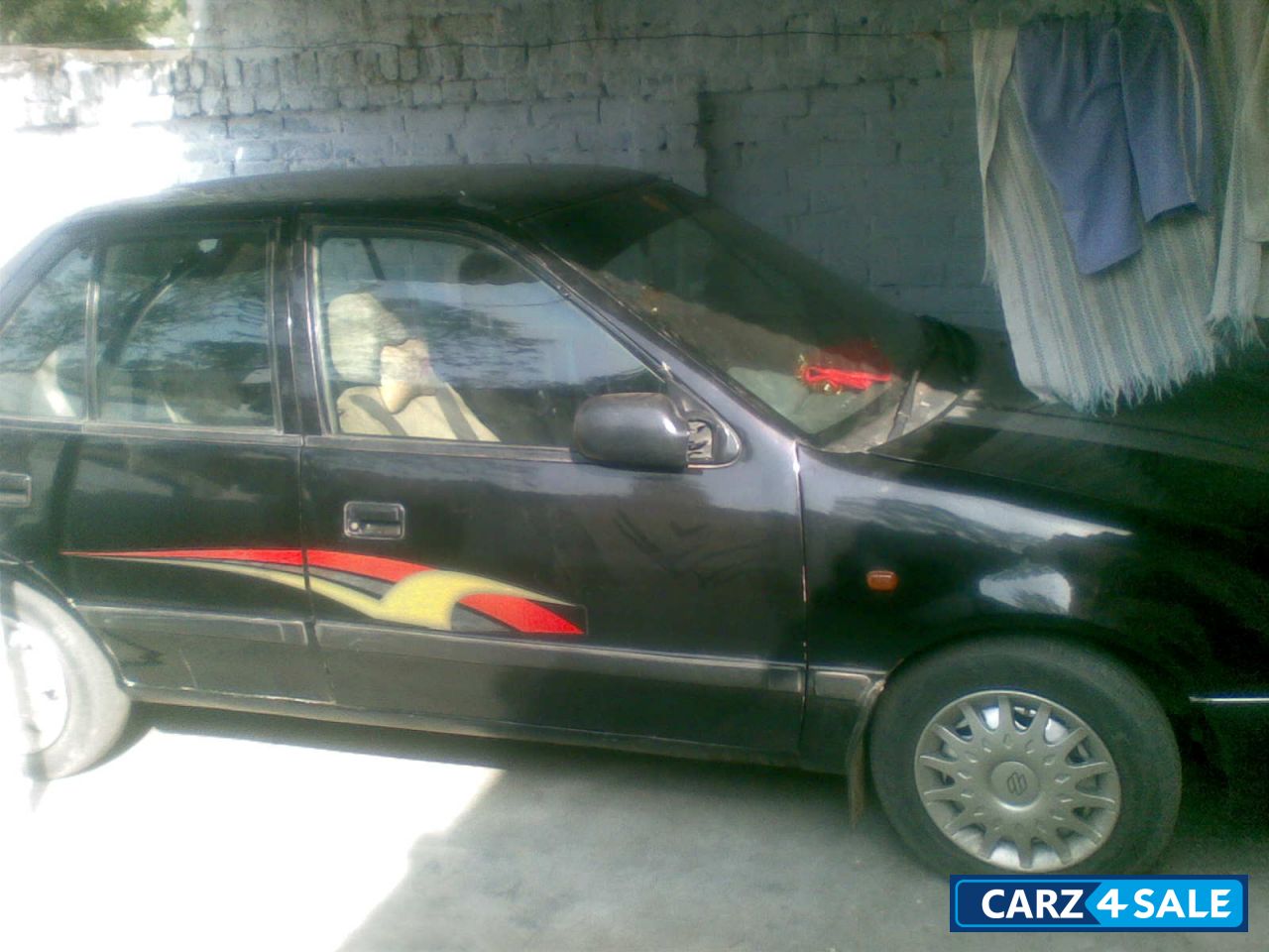Modified Maruti Esteem Black
